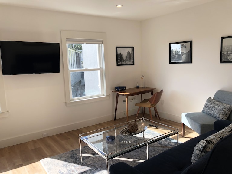 Newly Remodeled 1 Br Apartment In The Heart Of Sausalito - San Francisco, CA