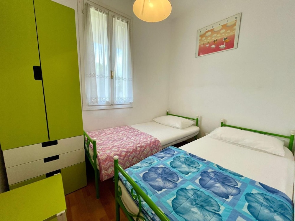 Amplia Casa Para 6 Con Piscina Y Jardín. - Caorle