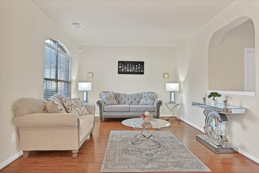 Royal Spring Vacation Home. - Spring, TX