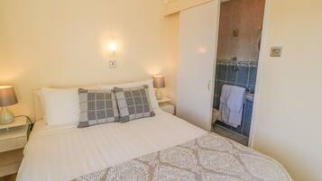 Casa de Campo | 4 quartos, com decoração personalizada, com mobília individualizada