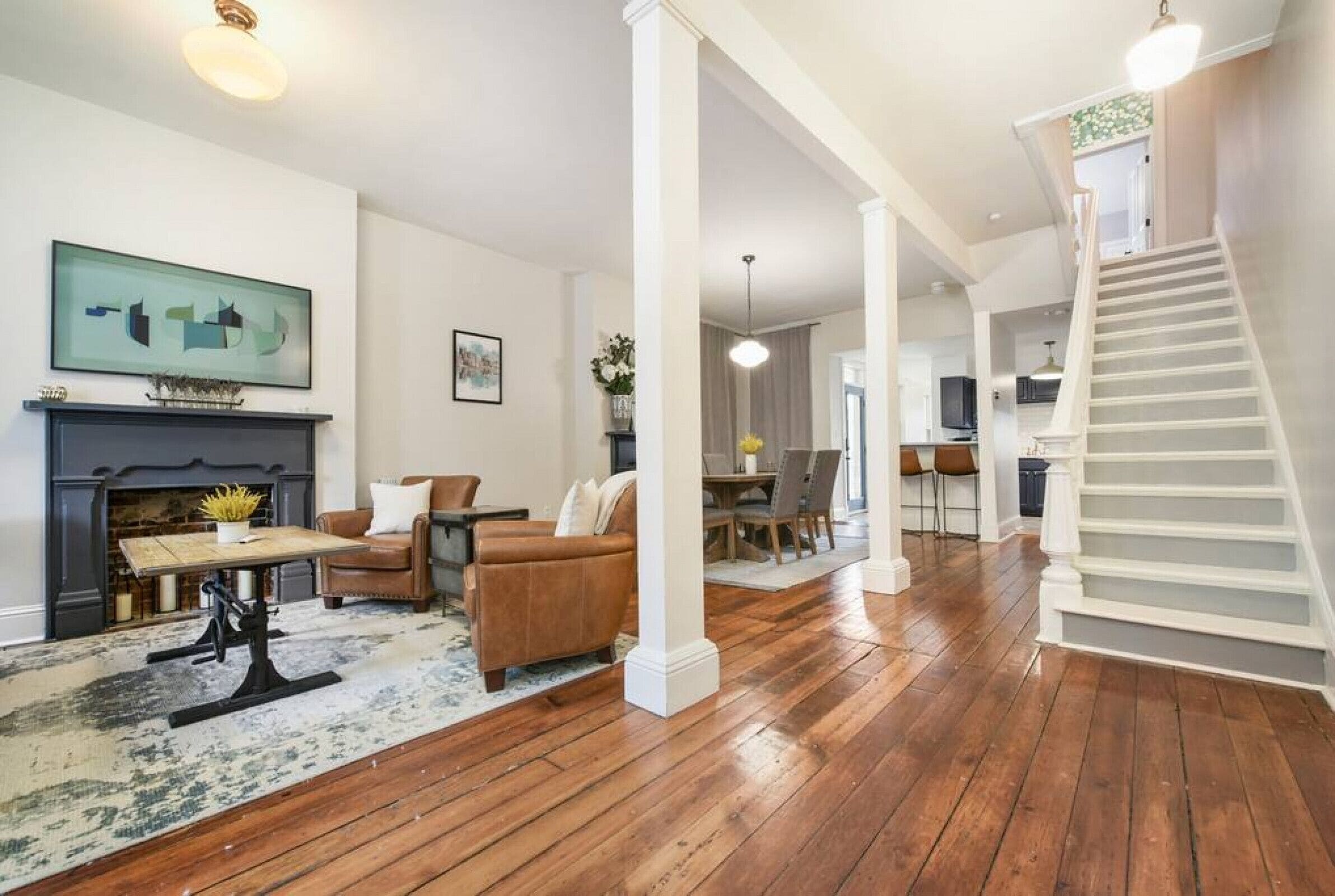 Farmhouse Styleoutdoor Patiosparking!beautiful - Forest Hills, PA