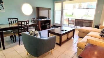 Apartamento em Condomínio Fechado, 2 quartos | Sala de estar