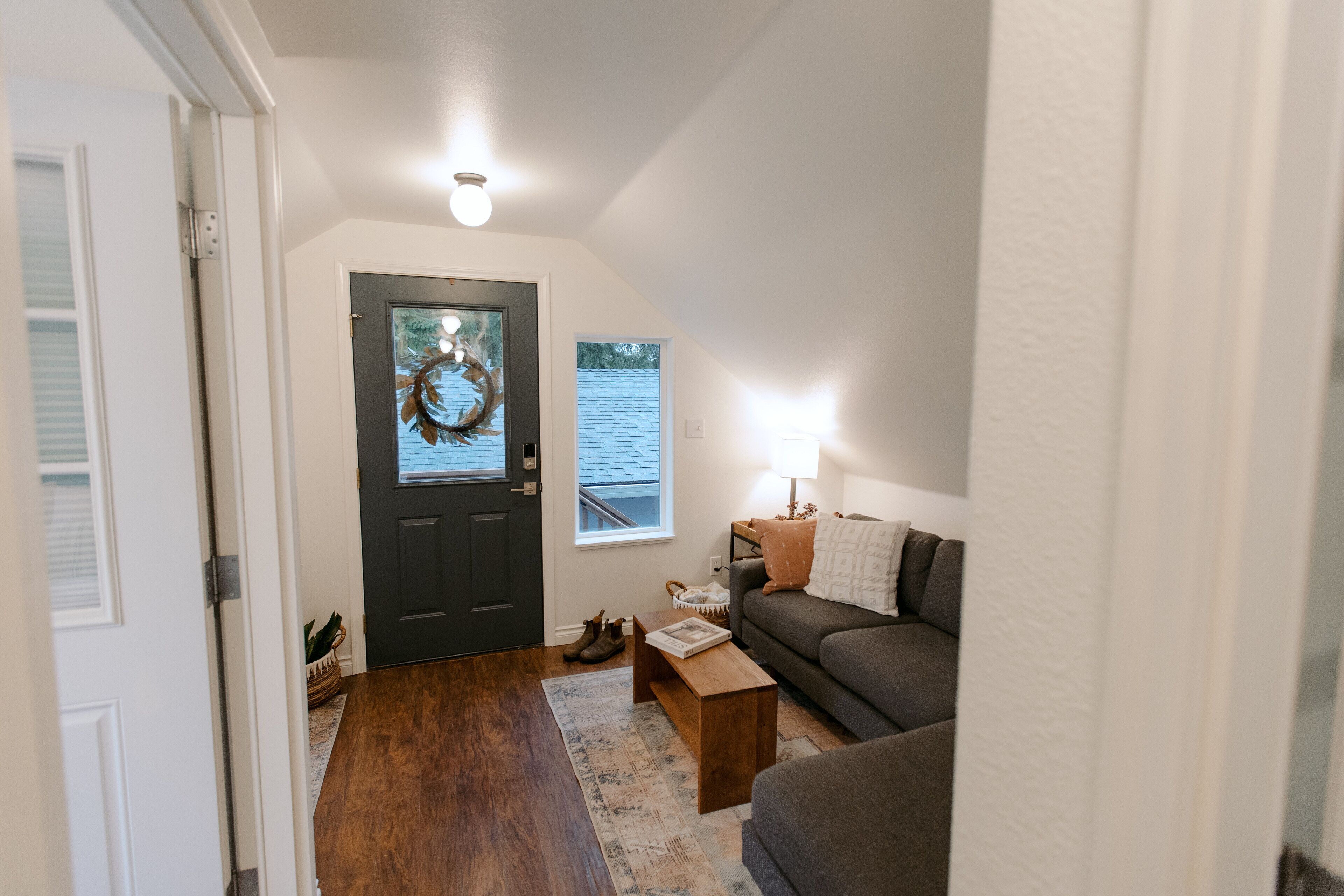 Hygge House-luxurious Secluded 3br Guesthouse - Happy Valley, OR