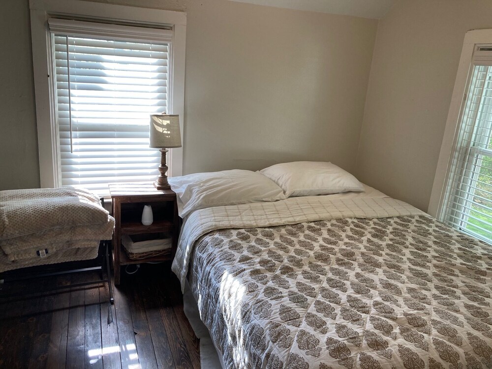 Downtown Lake Geneva Wisconsin Charm Sleeps10 - Riviera Beach, WI