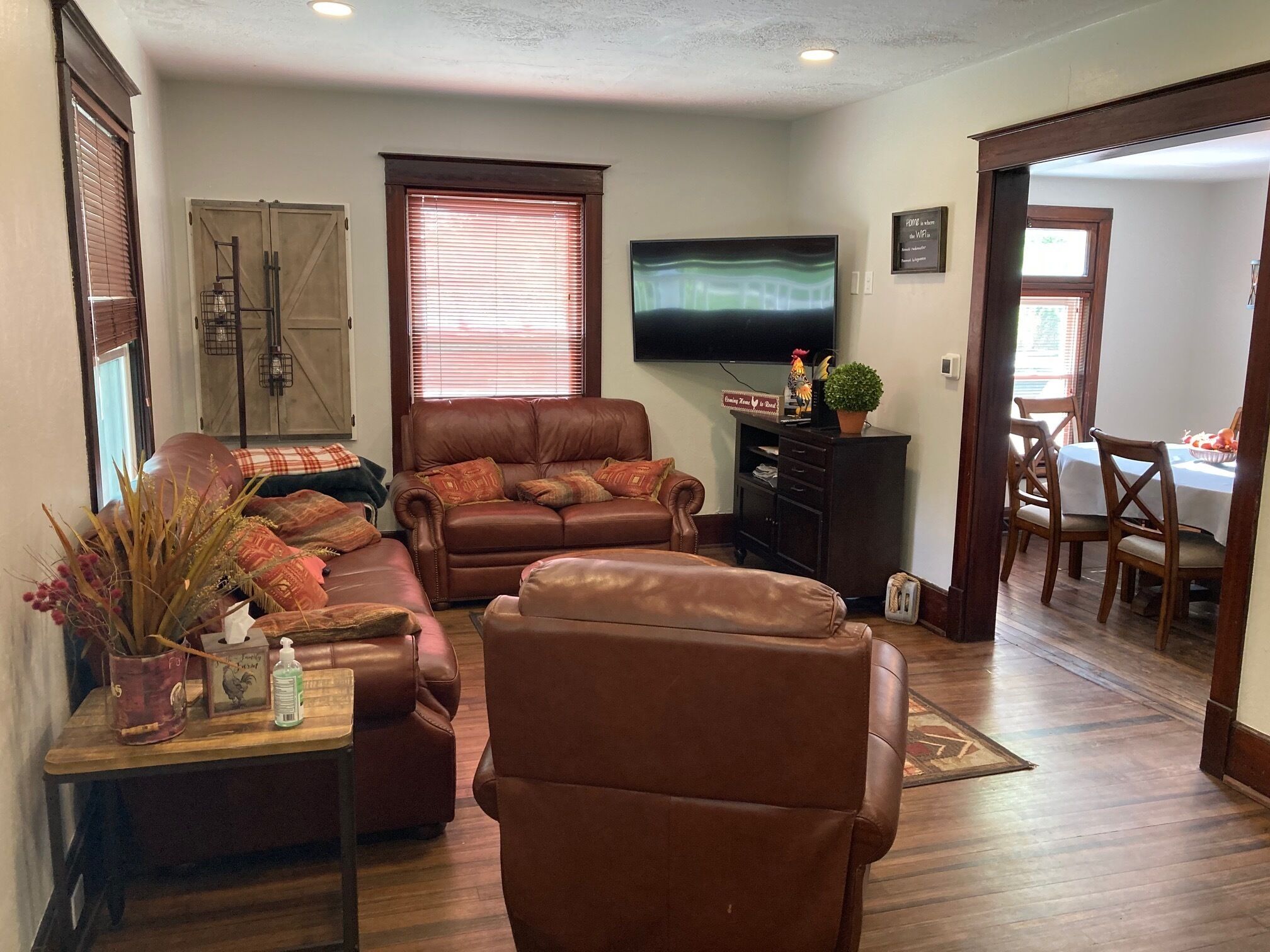 Downtown Lake Geneva Charm - Sleeps 10 - Lake Geneva, WI