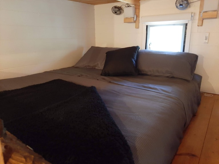 The Wollombi Tiny House: Eco Escape In The Bush. - Hunter Region