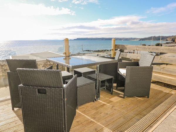 Glan Y Mor, Pet Friendly, Country Holiday Cottage In Amroth - Saundersfoot