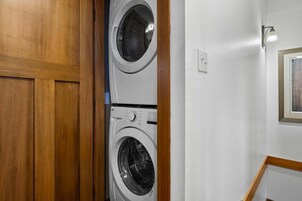 Condo, 2 quartos | Parte interna