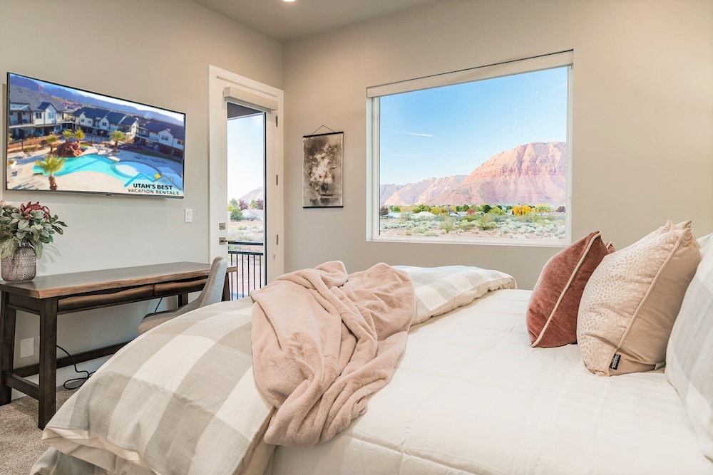 O-53| Poolhouse Getaway *Pvt Pool* Xbox, Game Pass @ Ocotillo Springs Resort - Utah