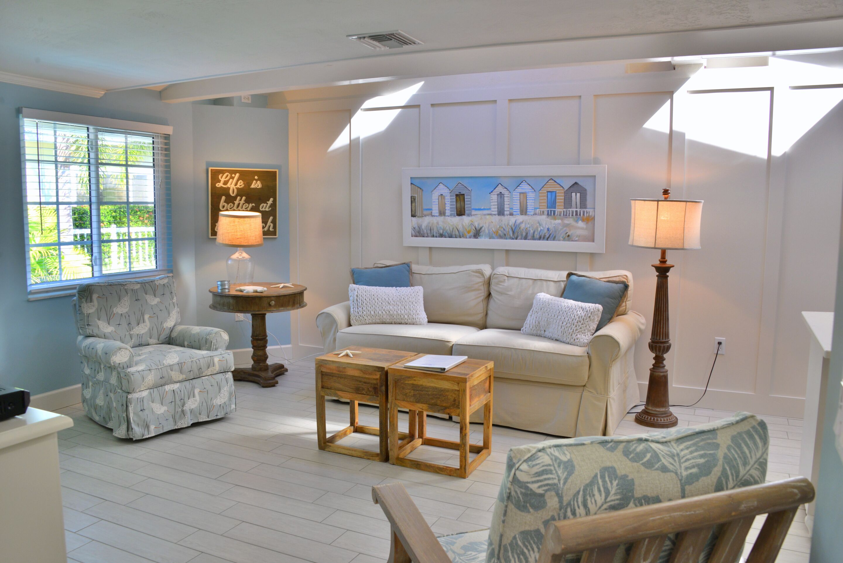 Duplex With Heated Pool! 2 Blocks To Beach! - Turtle Crawl - Anna María, FL