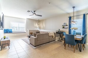 Apartamento (7526 Oakwater) | Exterior