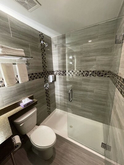 Hotel 369 Brooklyn