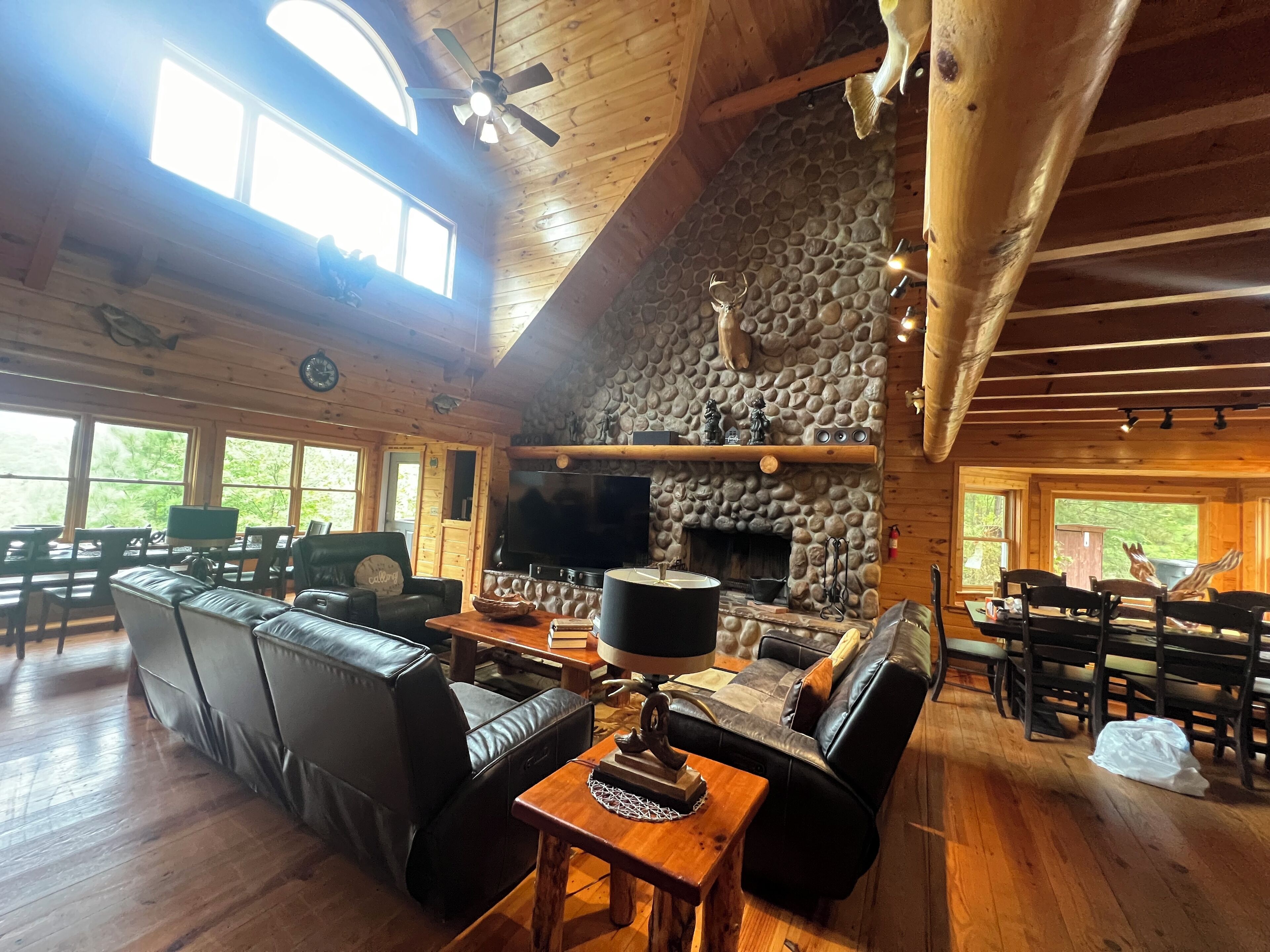 Large Family Reunion Cabin, Sleeps 23 Hot Tub Carters Lake Mountains - Chatsworth, GA