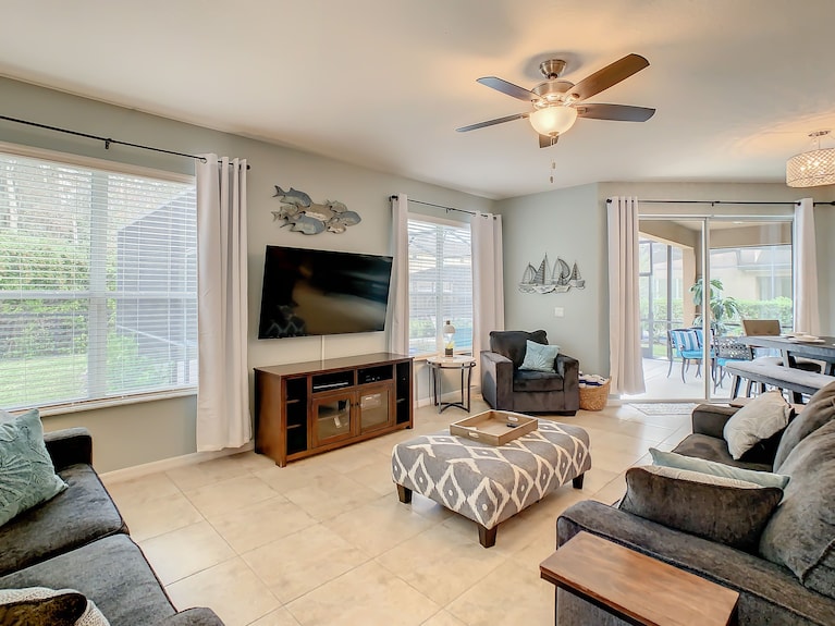 ***Big Disney Family Home!*** Sleeps 12! Private Pool, Spa And Game Room! - Kissimmee, FL