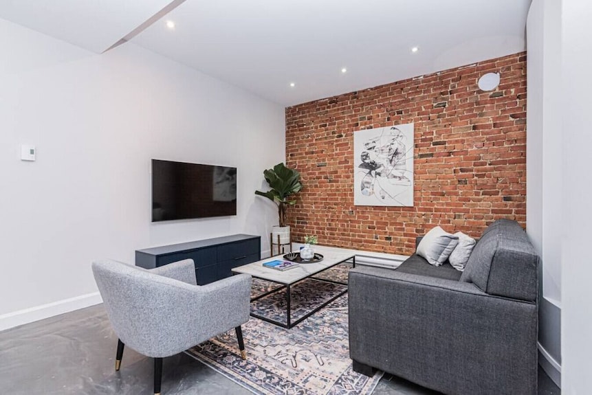 Massive 3 Bedroom Apartment In The Heart Of Le Plateau By Denstays - Laval