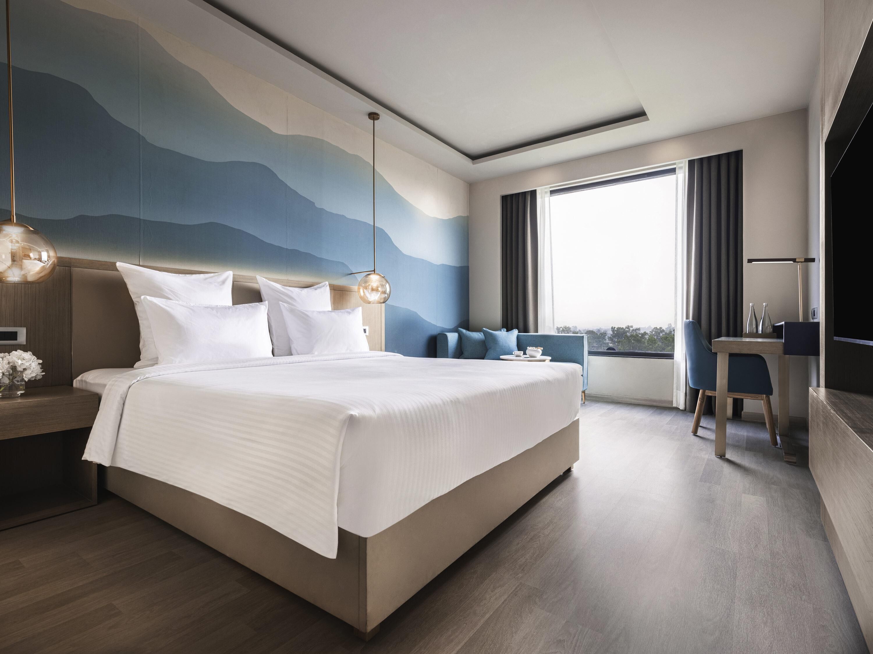 Quarto Superior, 1 cama king-size | Minibar, cofre no quarto, secretária, quartos insonorizados 