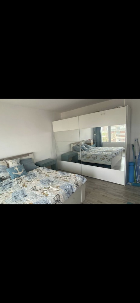 Top Floor Private App Sea & City View Balcony Barbecue. Best Location Chayka. - Varna
