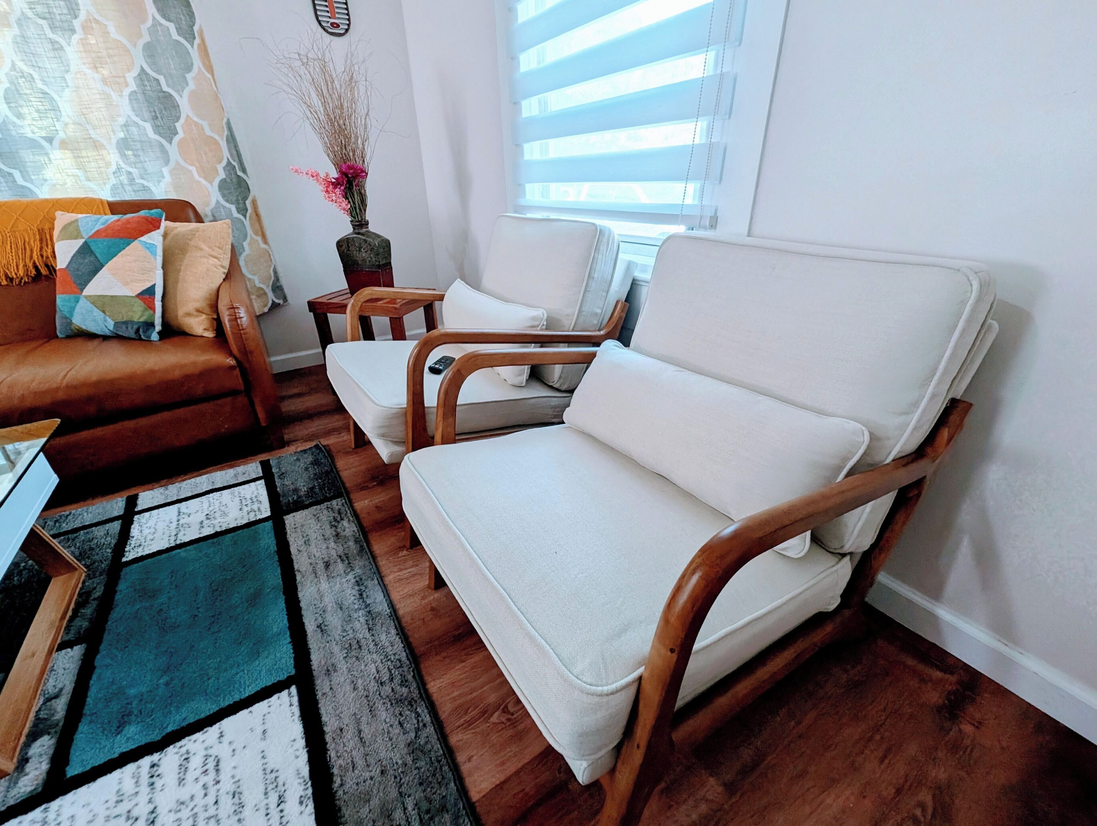 Adorable 2 Br Bungalow Near Dt, Nas, Beaches - Warrington, FL