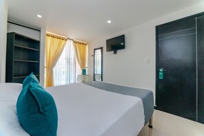 Quarto Duplo | Roupa hipoalergénica, Wi-fi grátis, roupa de cama fornecida 