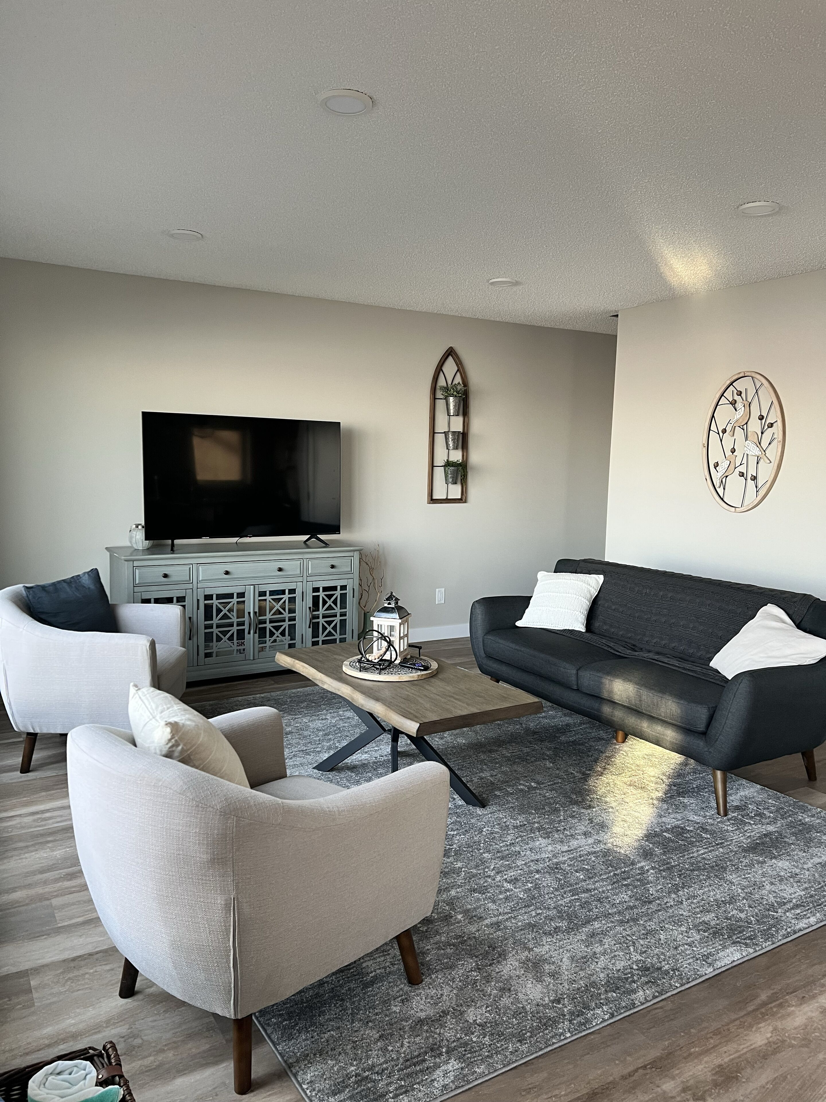 Welcome To On The Rocks (Little Rock) Hot Tub - Alberta