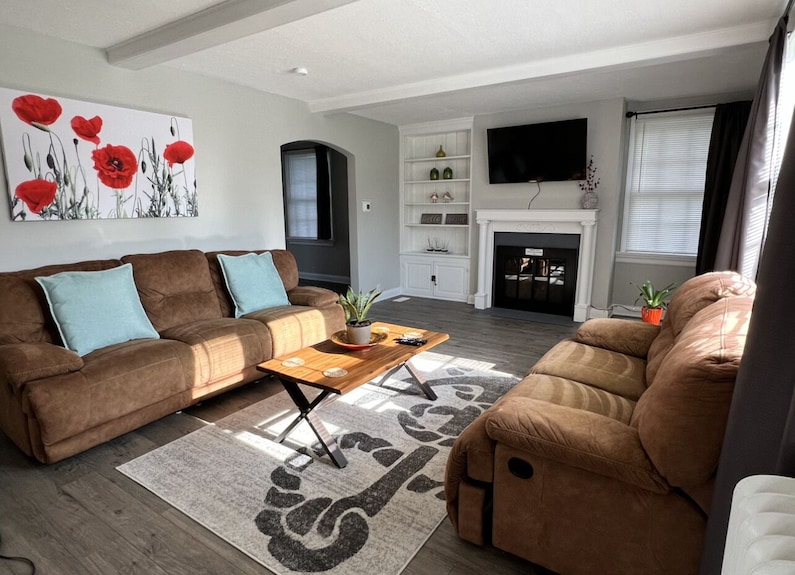 Cozy Updated Cottage Style Home Near Historic Distric In Middletown - Germantown, OH