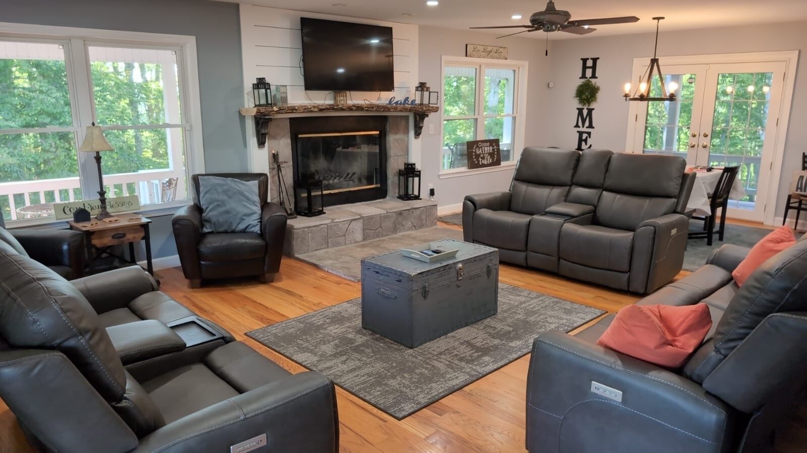 Restful Rustic Farmhouse On Lake Cumberland - Kentucky