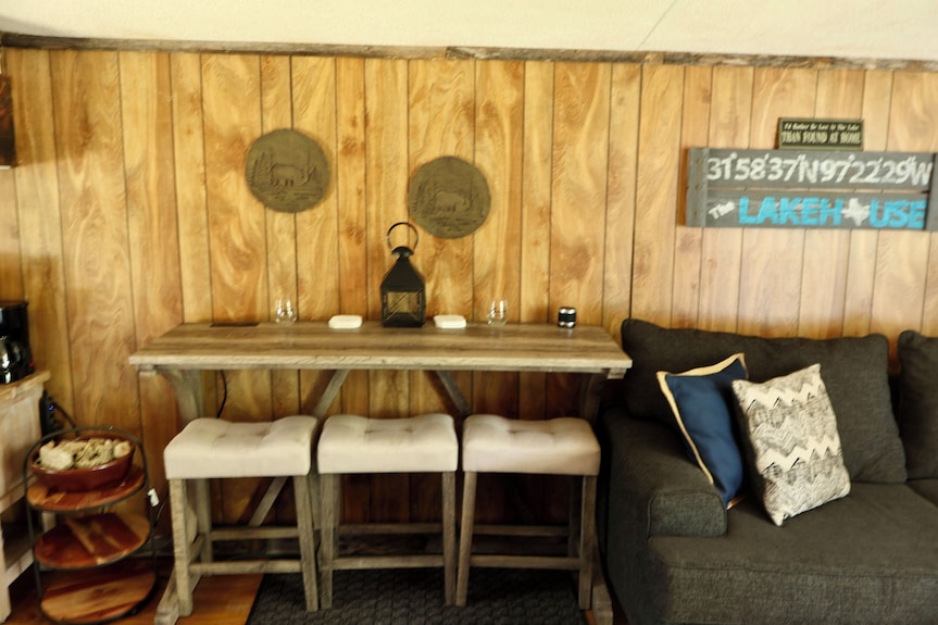 Rustic Cabin By Lake Whitney - Lake Whitney, TX