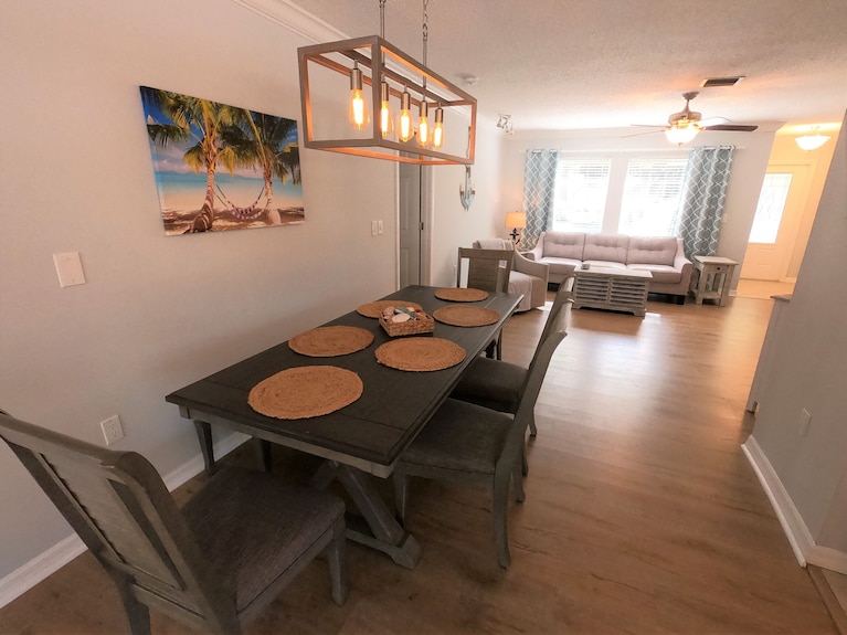 Venice/heated Pool House/ 7 Min To The Beach/ Shops&dining Nearby - Venice, FL