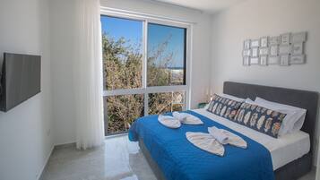 Vila, 4 quartos, piscina particular, vista para o jardim | 4 quartos