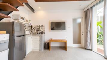 Loft (FourLeaf - Pool Loft Suite) | Cofre no quarto, secretária, Wi-fi grátis, roupa de cama fornecida