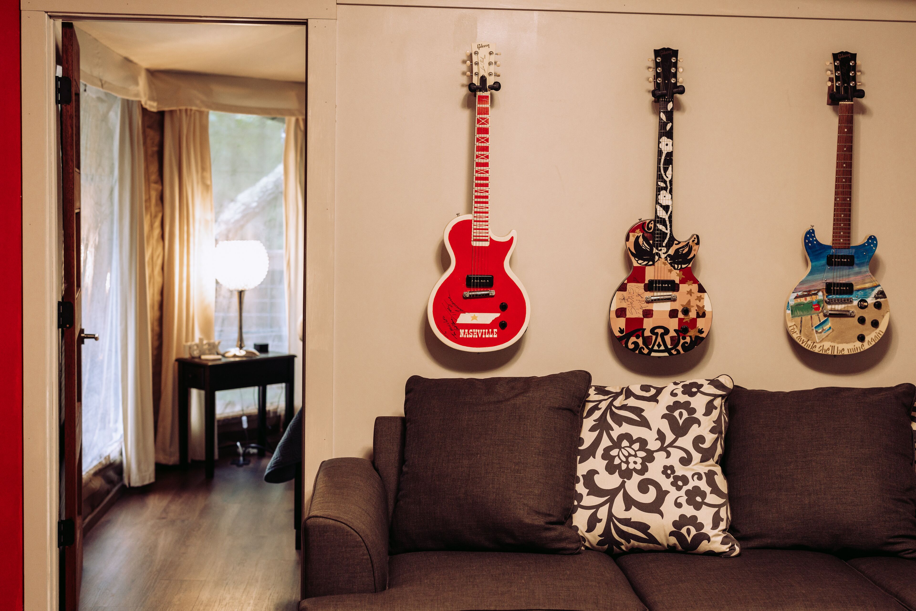 Two Bedroom Luxury Glamp, Huge Deck, Private Hot Tub At The Destination Resort - Lake Martin, AL