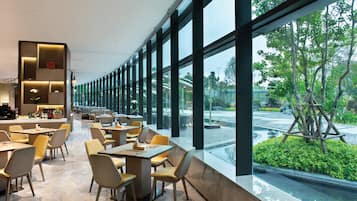 Café da manhã com buffet todos os dias (CNY 168 por pessoa)