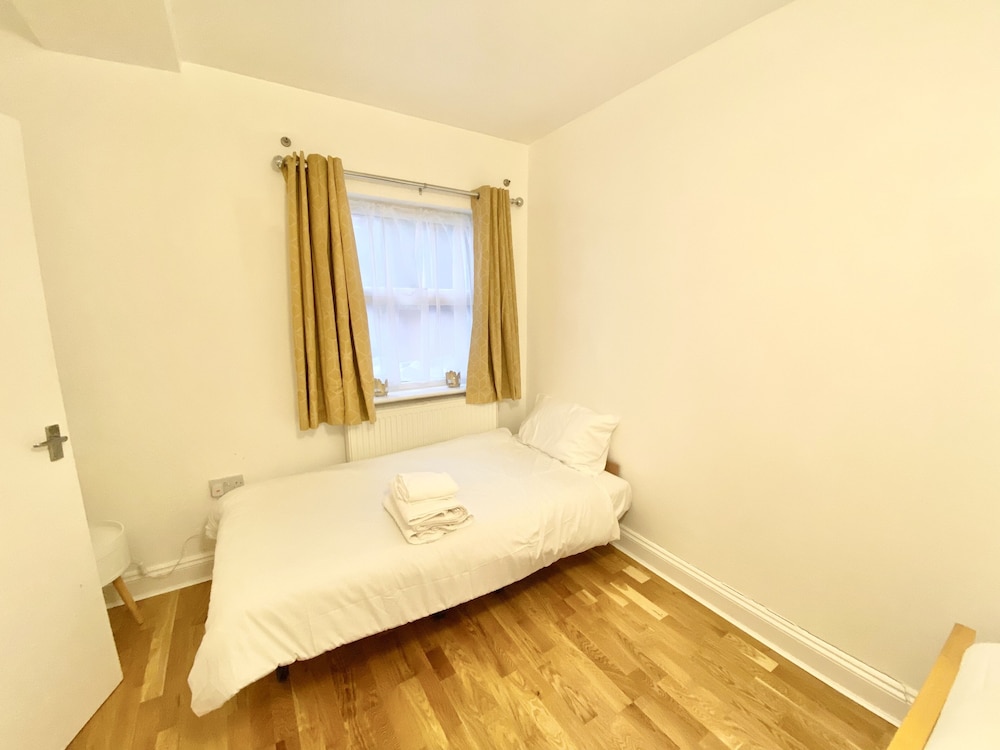 London Apartment - Leyton