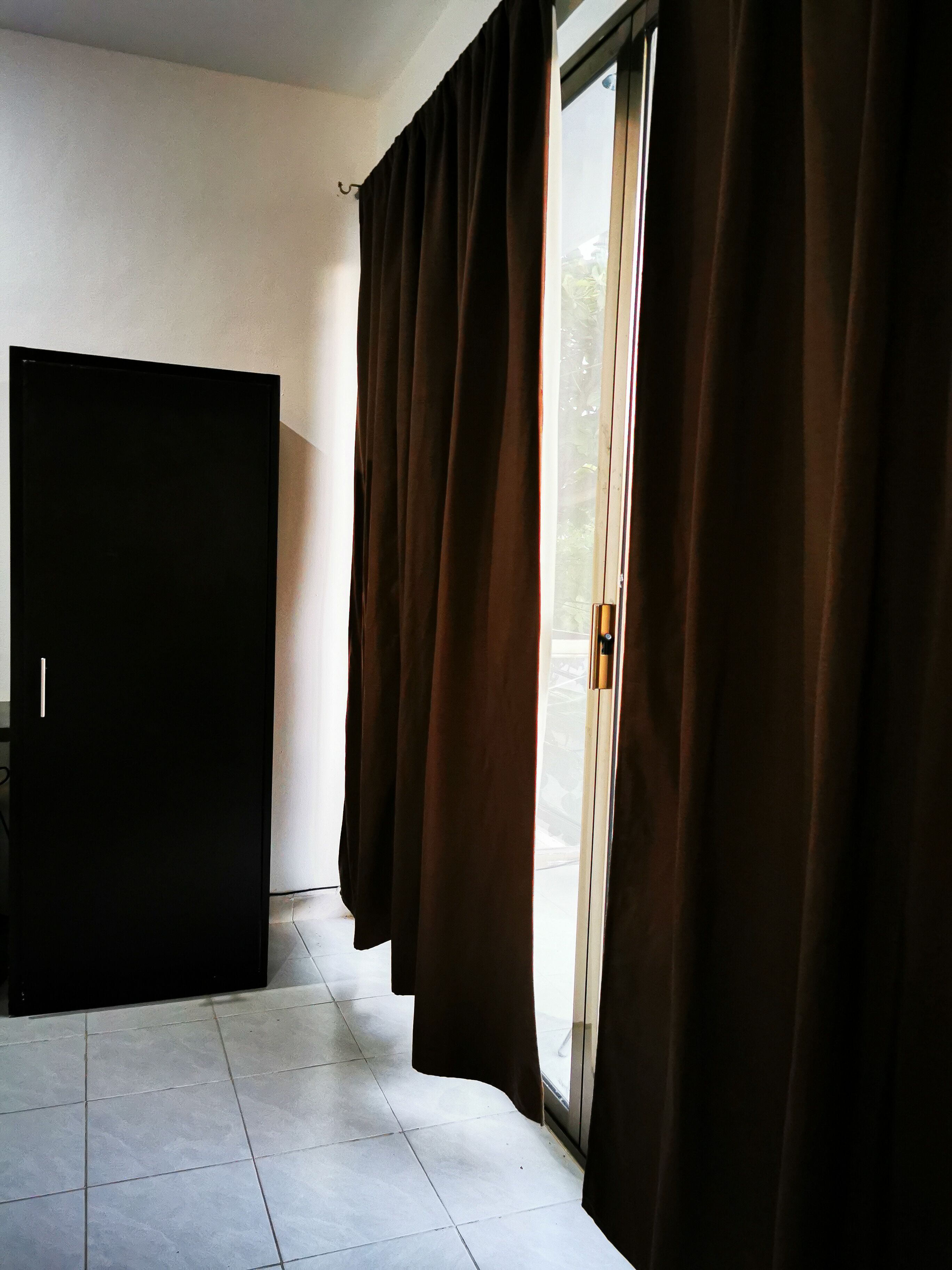 Quarto Deluxe, 1 cama queen-size | Camas de colchão viscoelástico, cofre no quarto, secretária 
