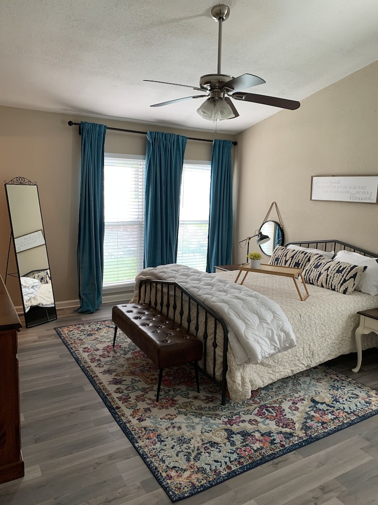 Bluedoor House Comfy Home Close To Nb, Sa, & Rafb - Sunrise - San Antonio