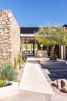 Pequenos-almoços, jantares servidos, cozinha italiana, junto à piscina 