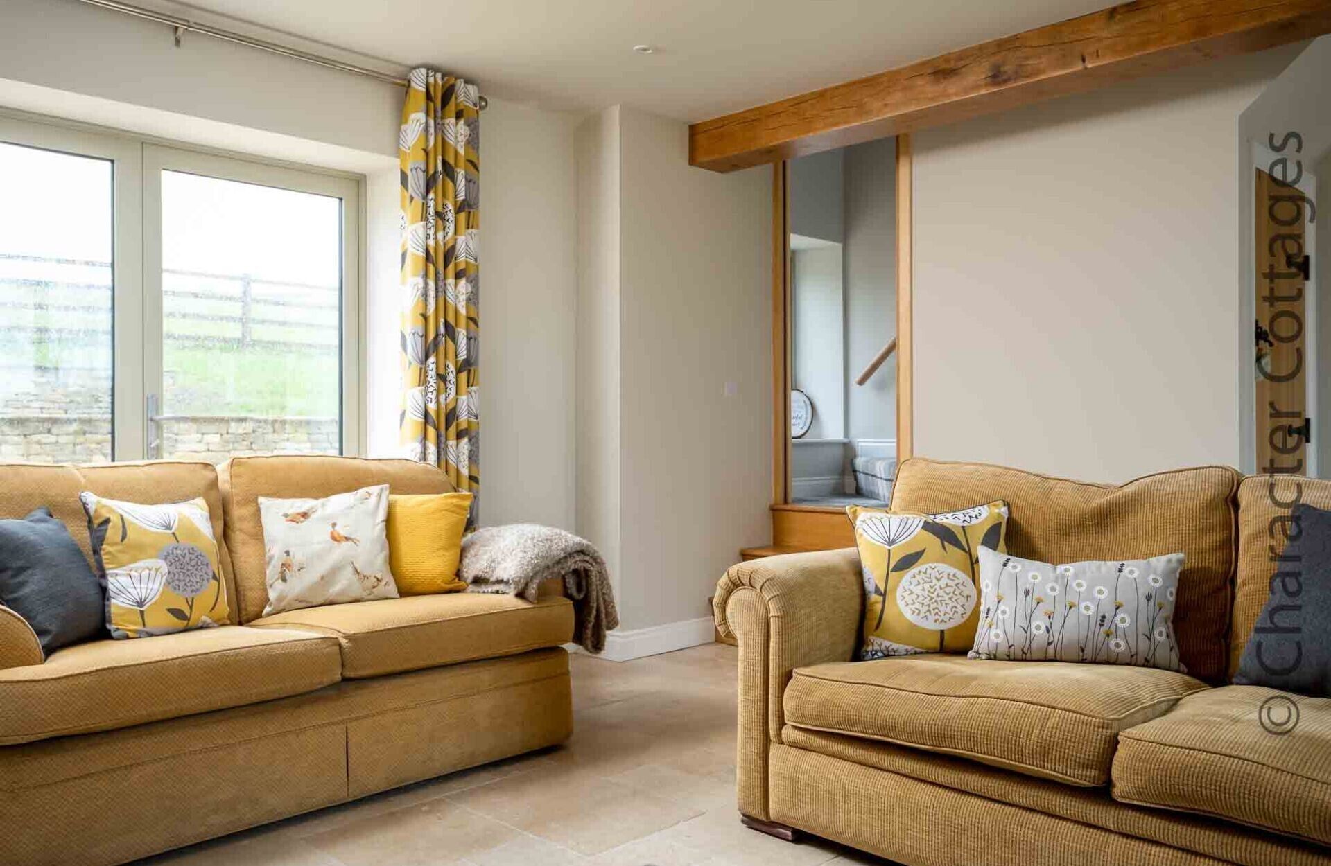 Flynn's Barn, Family Friendly, With Open Fire In Naunton - Worcestershire