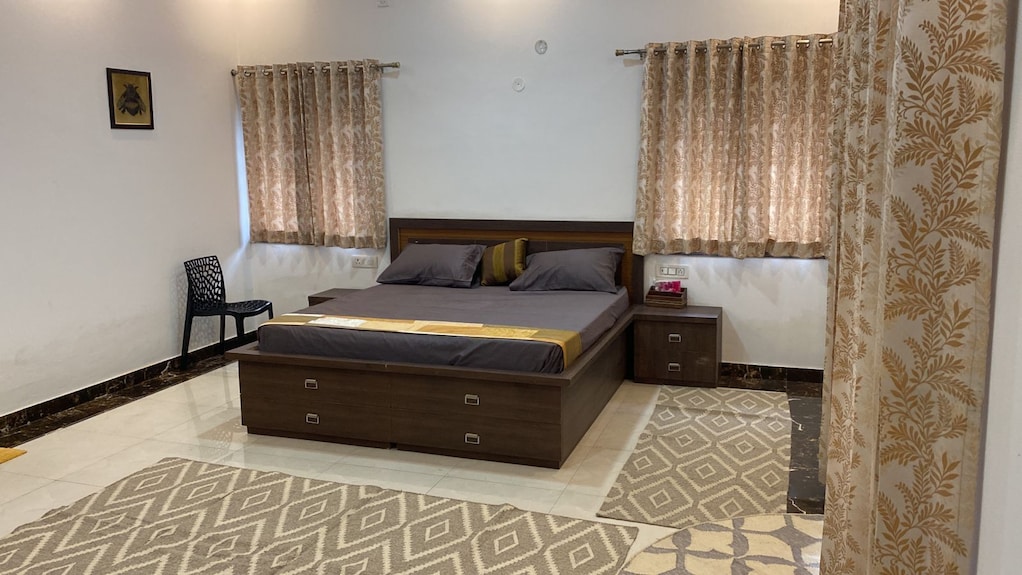 Family Friendly Graphic Era Area - デーラー・ドゥーン