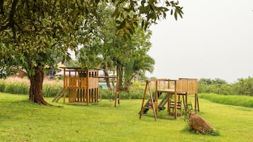 Área de recreio para crianças (ao ar livre)
