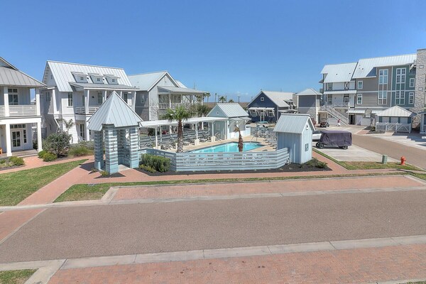 Amazing Grace 128 St - Port Aransas, TX