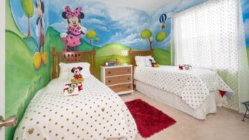 Casa Familiar, 5 quartos | 4 quartos, com decoração personalizada, com mobília individualizada