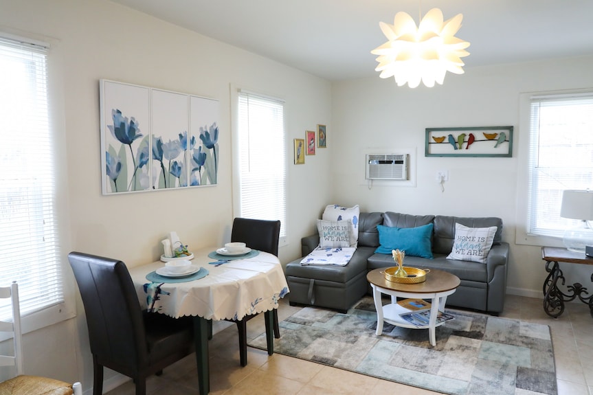 Birdhouse Casita Min To Dt/private Parking - 앨버커키