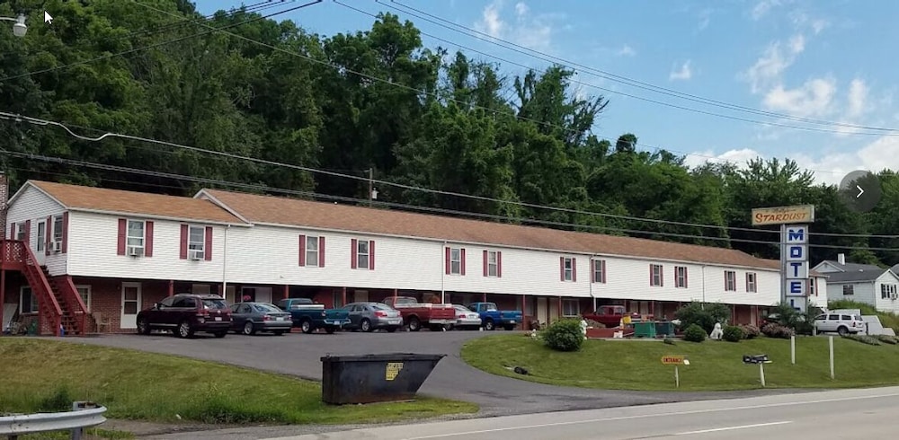 Stardust Motel - Halifax, PA