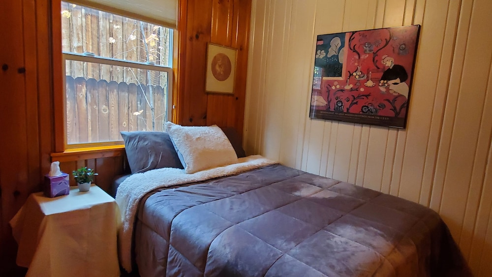 South Lake Tahoe Adventure Homebase With Attached Garage - South Lake Tahoe, CA