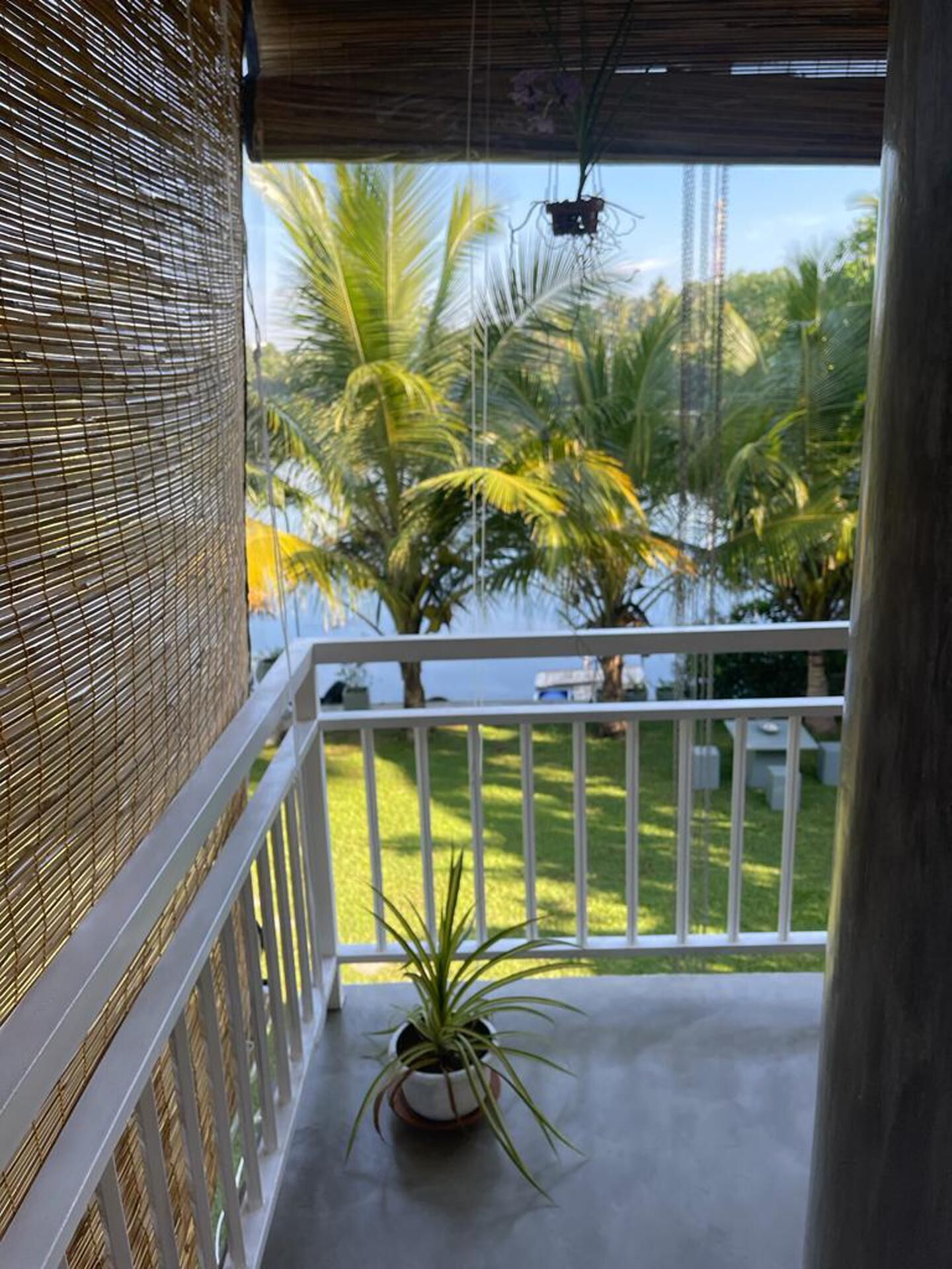 Apartamento, várias camas | Sacada
