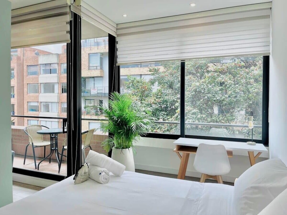 W* | Neat 1br In Parque Virrey - Bogota
