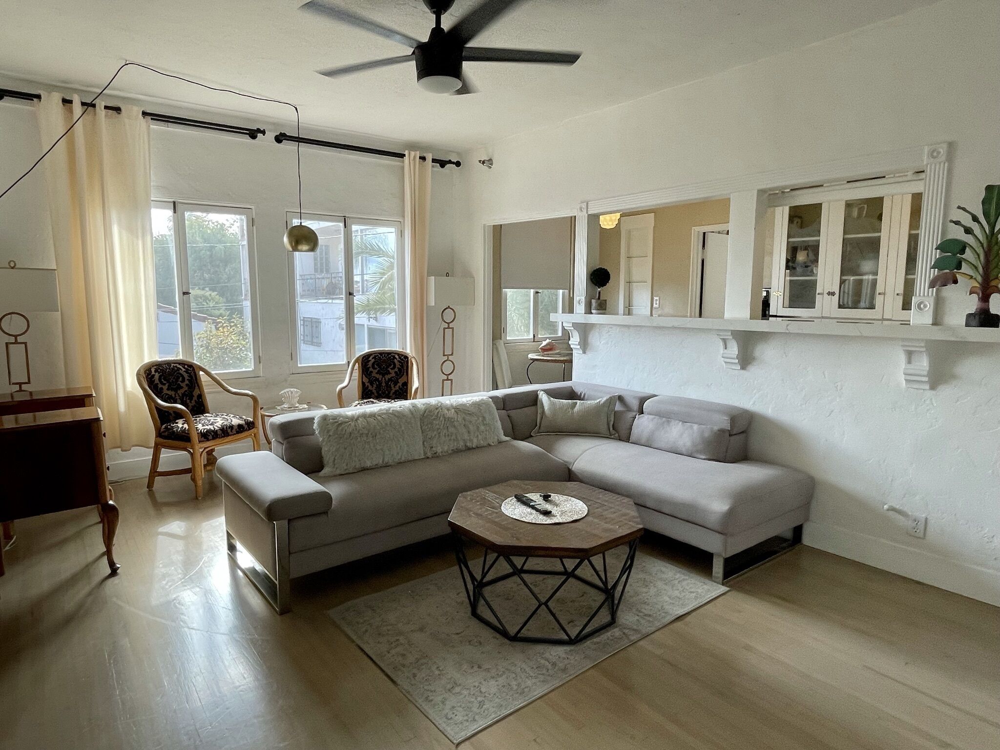 Penths.oceanviews.parking. Laundry.beachside - Los Angeles, CA