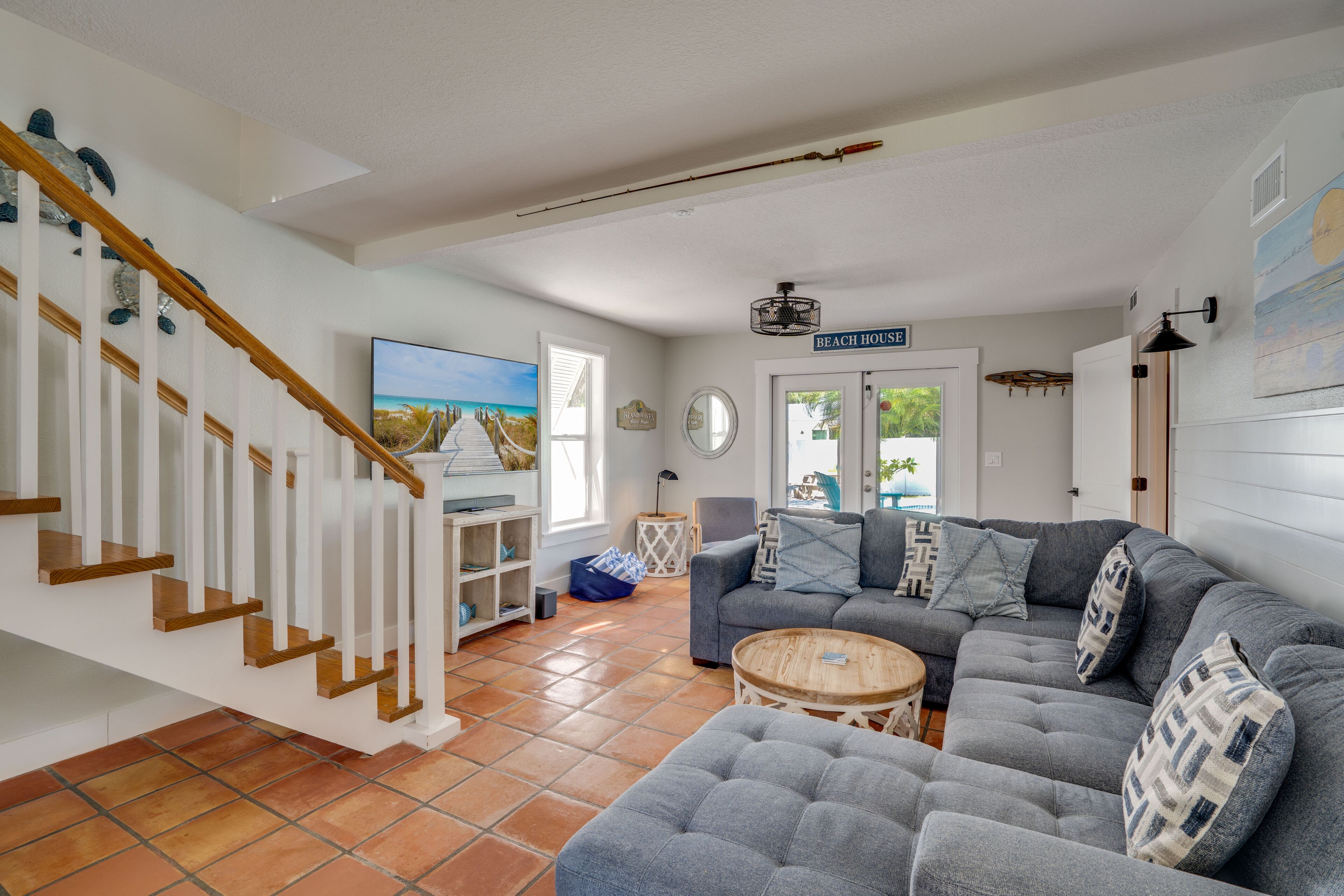 Island Haven By Seabreeze Vacation - Holmes Beach, FL