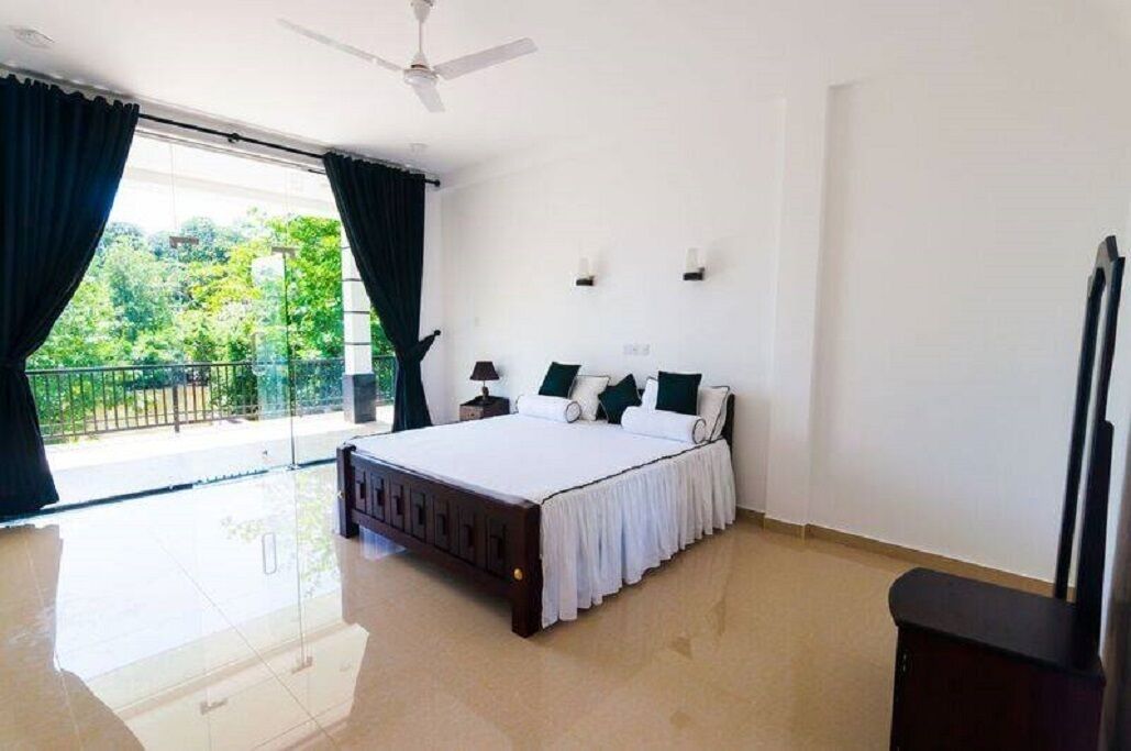 My Luxury Villa I Give To Anybody As A Entire Villa For Your Holiday Spend - Hikkaduwa