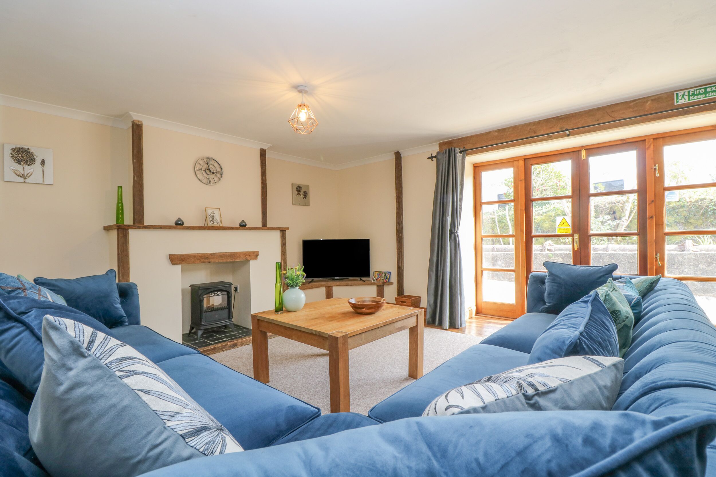 The Linney@the West Dry, Family Friendly, With A Garden In St Austell - Bodmin